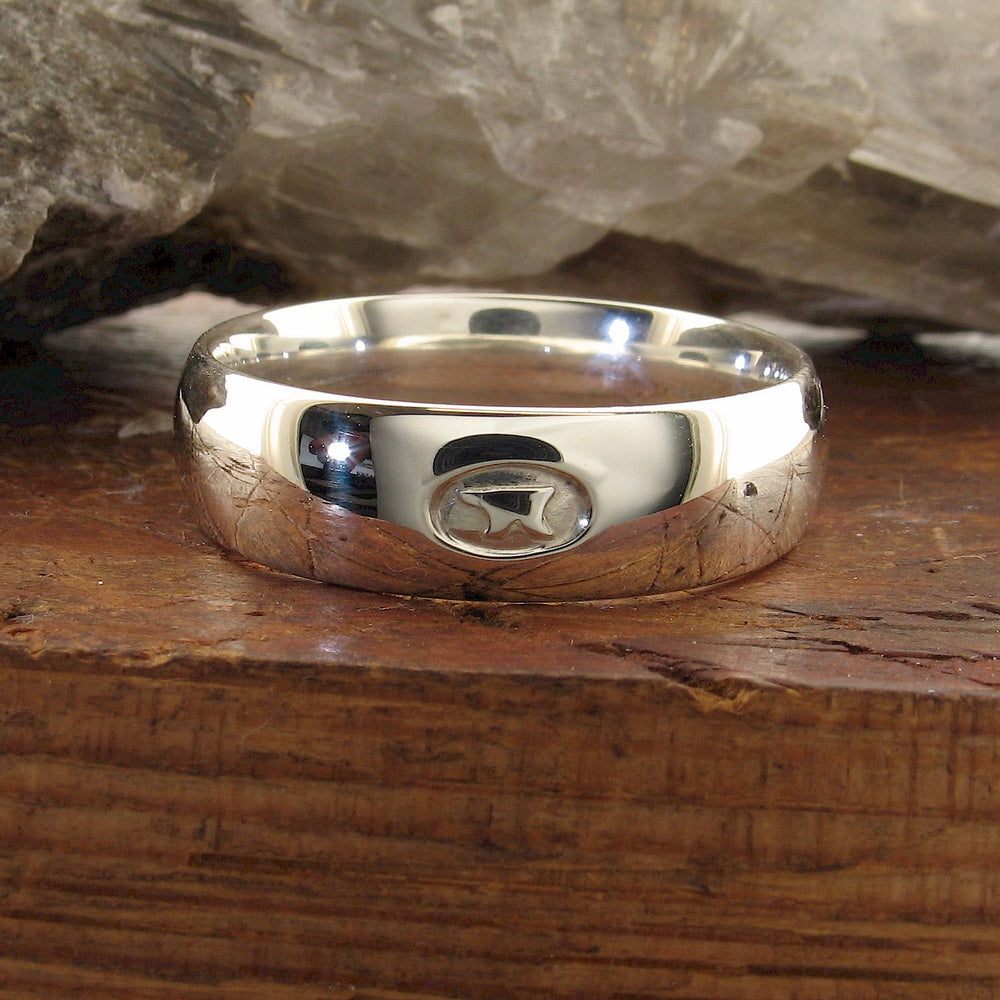Gretna Green Anvil wedding rings | Handmade Scottish bands | Gretna ...